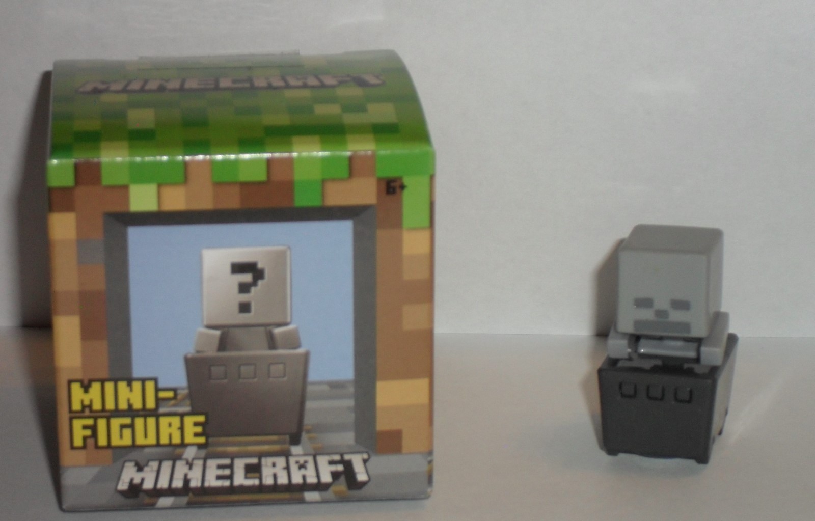 L@@K Minecraft Mini Figure Skeleton in Minecart VHTF | eBay