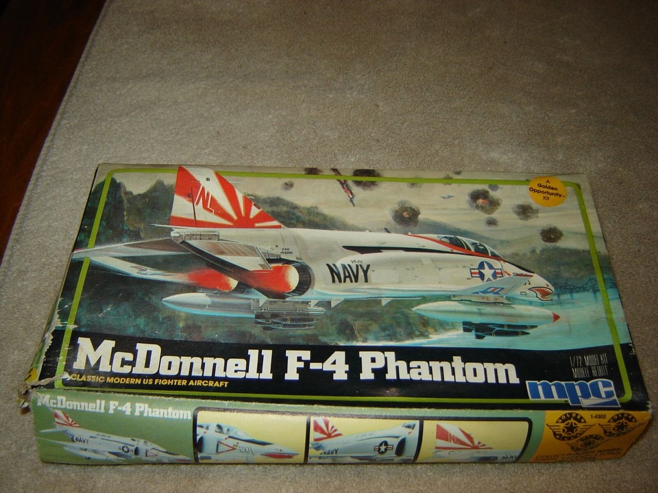 MPC Model kit 1-4302 McDonnell F-4 Phantom Box open 1/72 kit Sealed ...