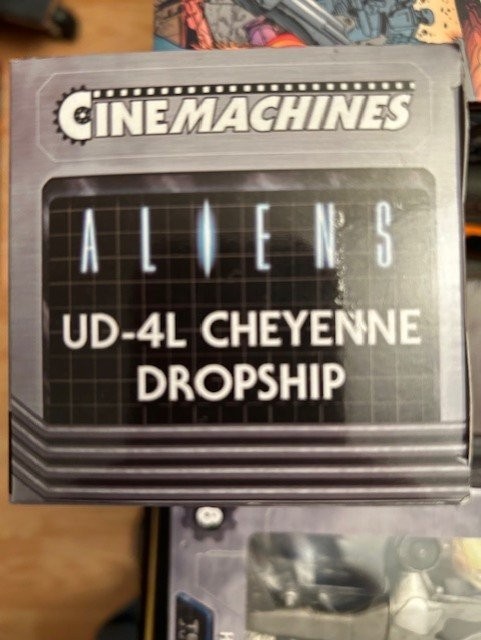 NECA Aliens Cinemachines UD-4L Cheyenne Dropship Die-Cast Vehicle- New ...