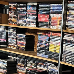 The Entertainment Hut | eBay Stores