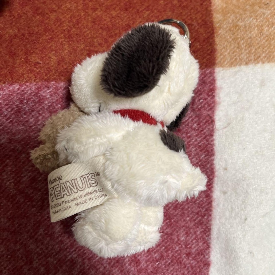 Snoopy Peanuts Petit Fluffy Ring Bear | eBay