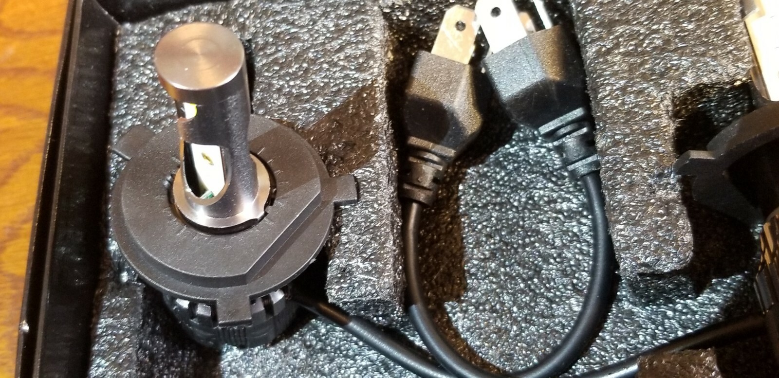 2 Super LED light bulbs Deere 1023E 1025R 2025R; JD 57M7166; Kubota ...