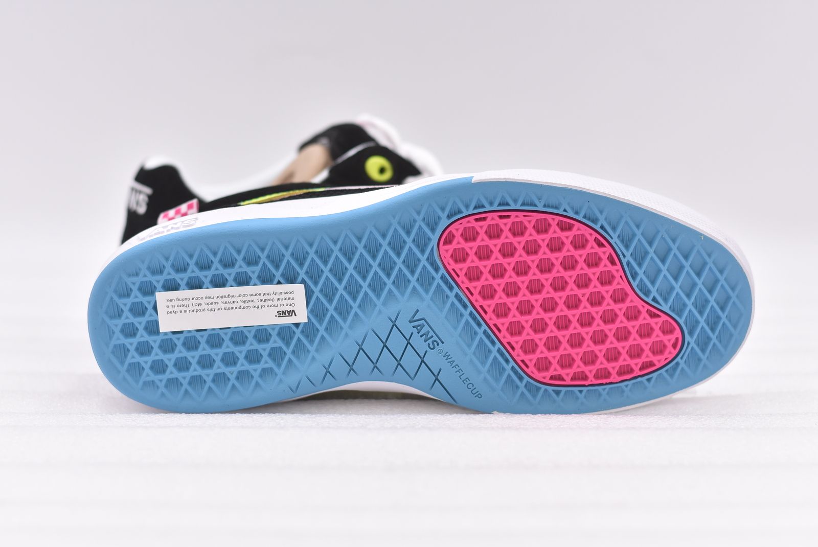 Men's Vans Wayvee Low Top Sneakers in Neon Rave Black, Size 10.5 ...