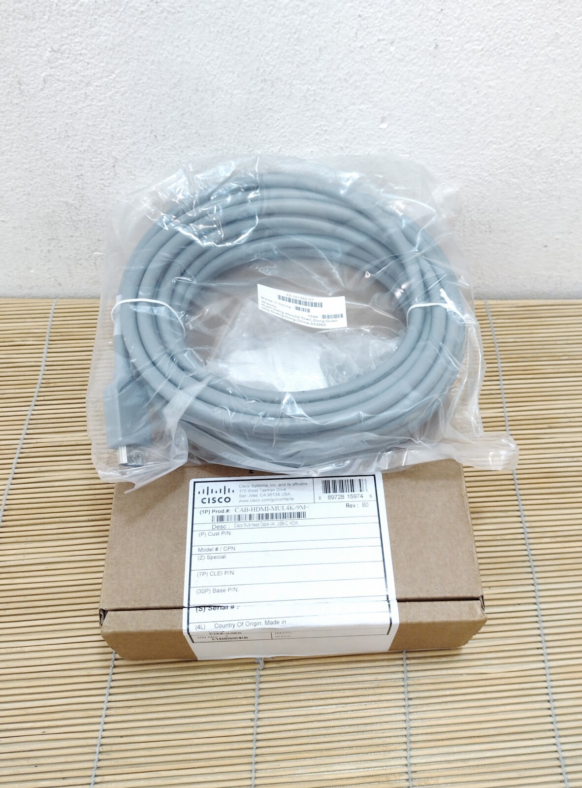 Neu Cisco CAB-HDMI-MUL4K-9M multi-head Cable 4K 9 meters New Open Box ...