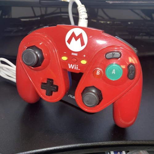 Mario HORI GameCube-style Controller for Nintendo Wii / Wii U - Red ...