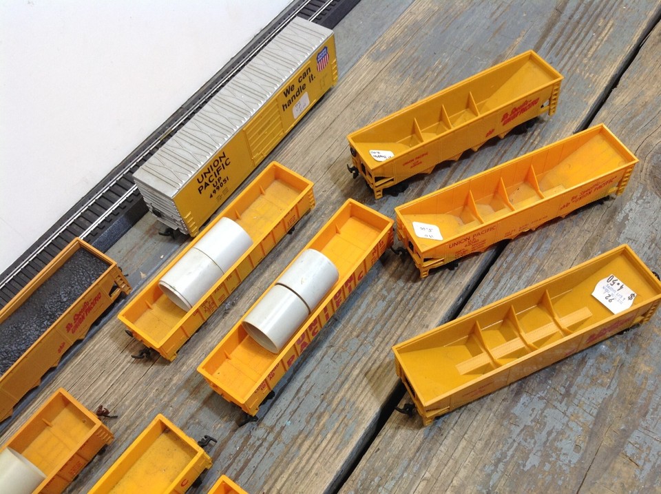 Large Lot Of ho model rolling stock UNION PACIFIC Car Collection lot | eBay