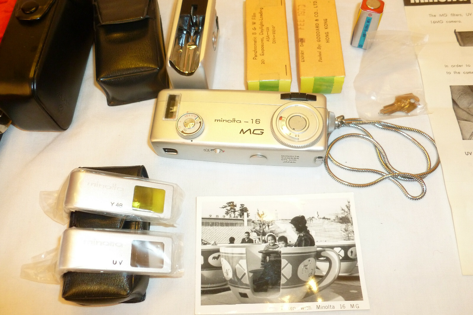 MINOLTA 16 MG super miniature spy CAMERA SET * | eBay