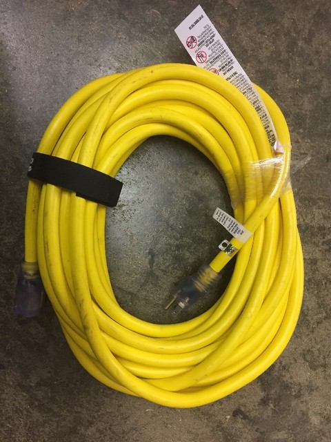 50-ft 20-Amp 110-Volt 10-Gauge Yellow Outdoor Extension Cord Utilitech ...