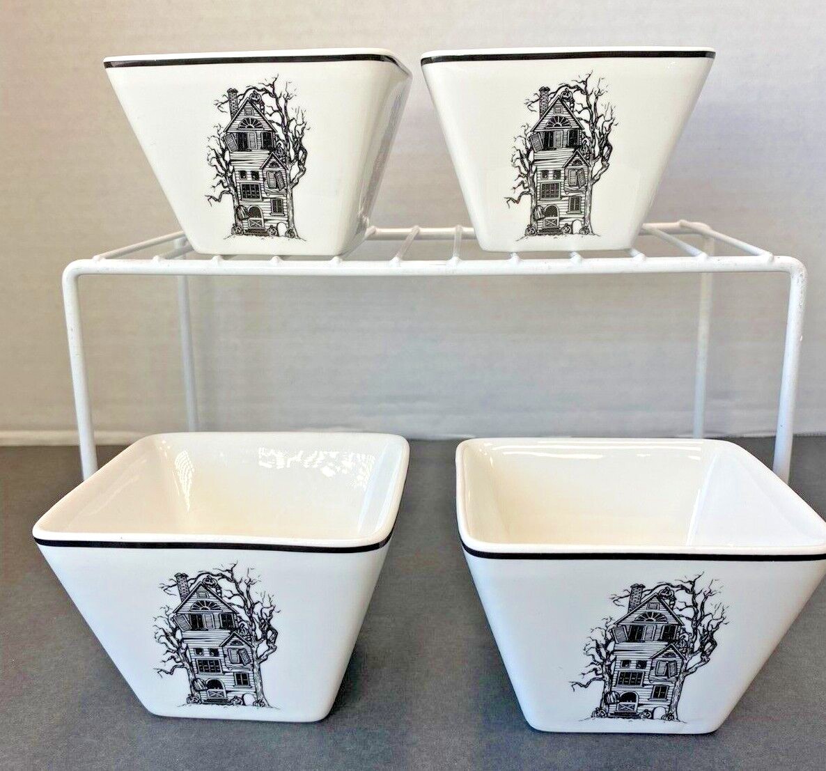 Set Of (4) Wicked Ciroa Porcelain Botanical Dinner Plates Halloween ...