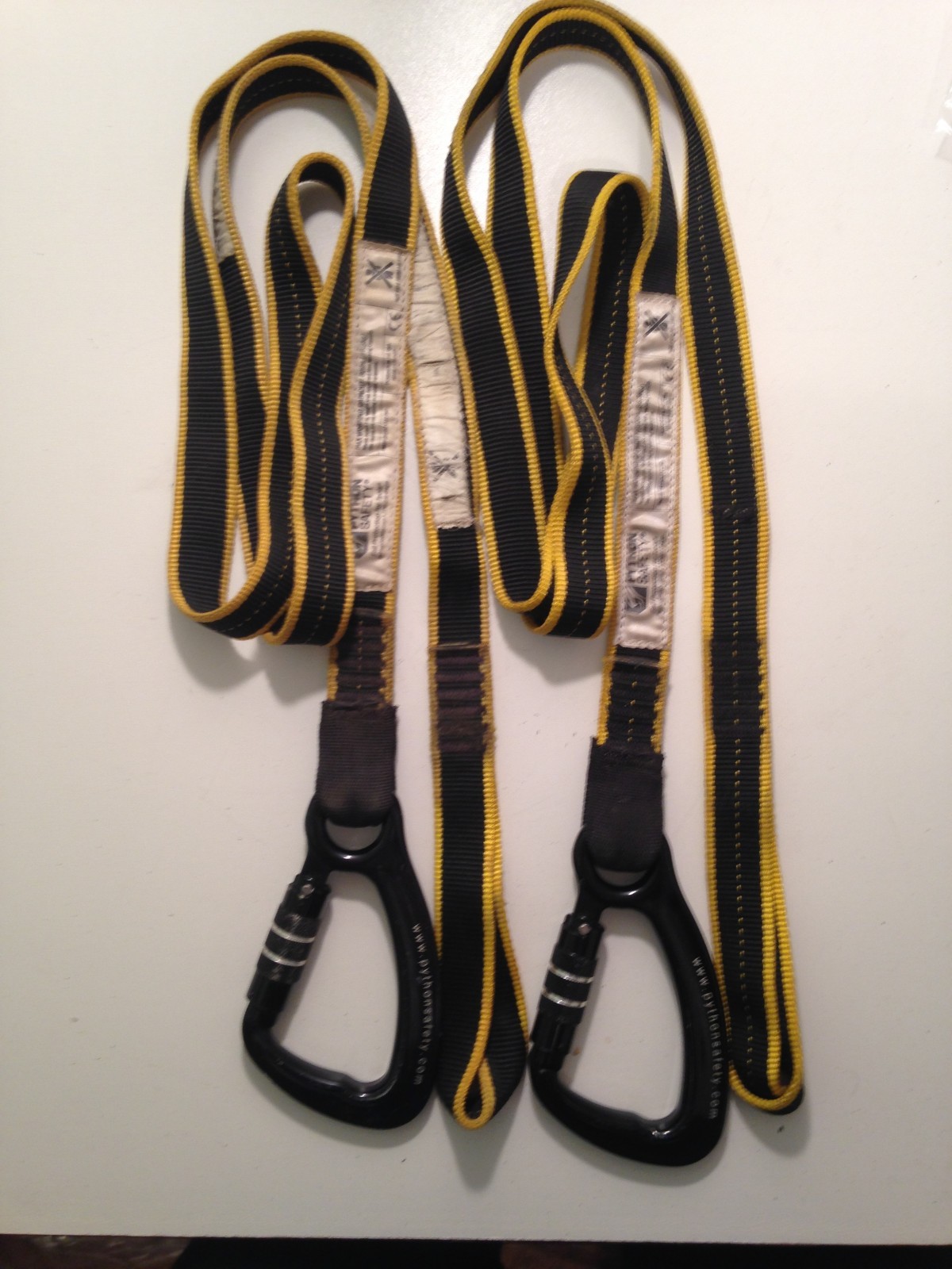 2 PYTHON SAFETY HOOK2LOOP 80LB TETHER 1500051 | eBay