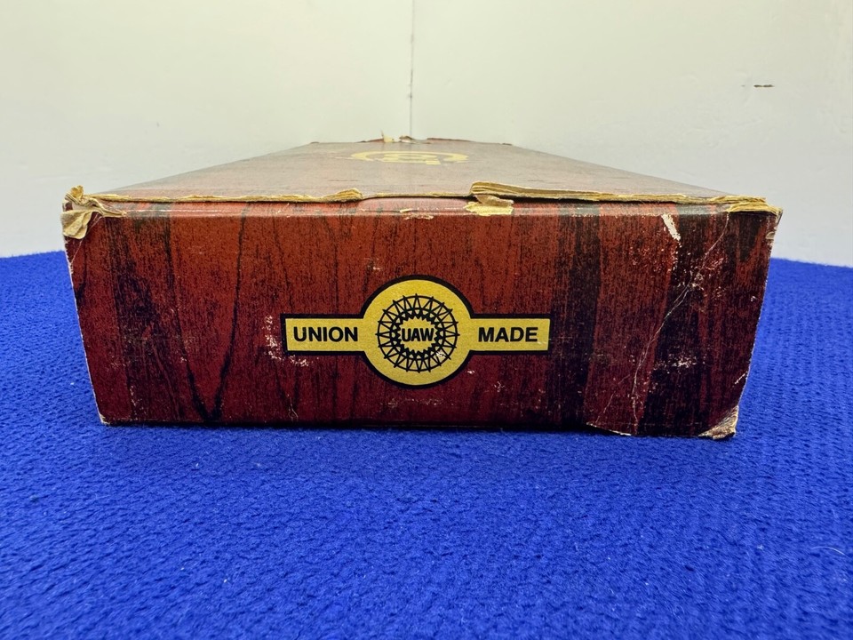 Colt Factory Original Single Action Army Box *COLTS INCONIC WOODGRAIN ...