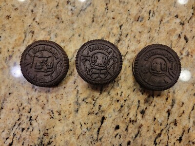Pokémon Oreo Cookie Limited Edition Collectible RARE Kanto Charmander ...