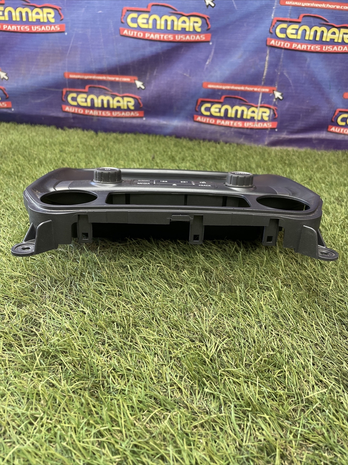 2015-18 Chevy Silverado 8" Touchscreen Radio Info Display 84540933 | eBay