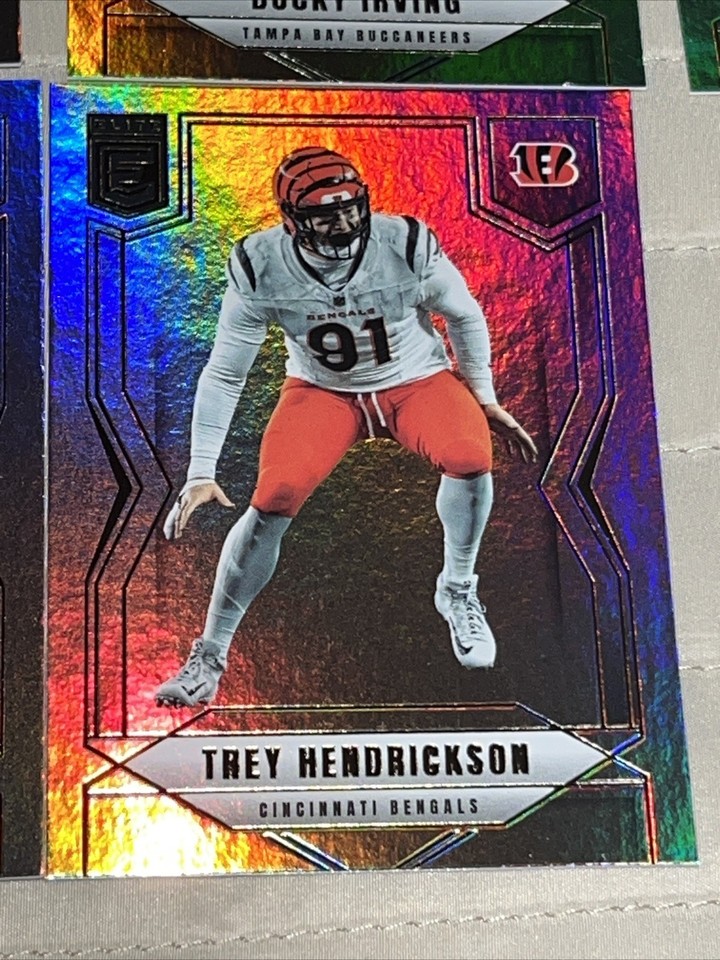 NFL Lot Of 10 2025 Elite Cards James Cook Bucky Irving Mike Evans ...