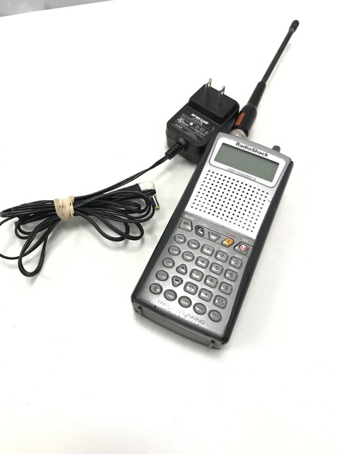 RadioShack Pro 97 Triple Trunking 1000 Channel Radio Scanner Police ...