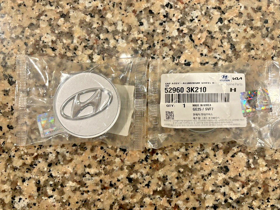 Genuine Santa Fe Wheel Center Cap 2007-12 52960-3K210 (qty=1pc) for ...