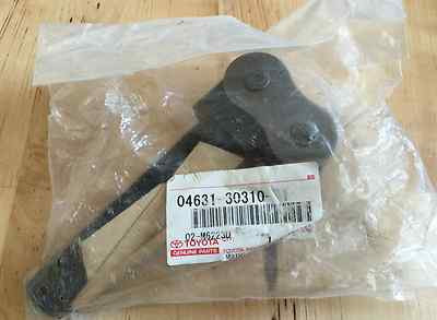 Genuine Toyota Forklift Bolt Kit Chain Anchor 04631-30310-71 New 02 ...