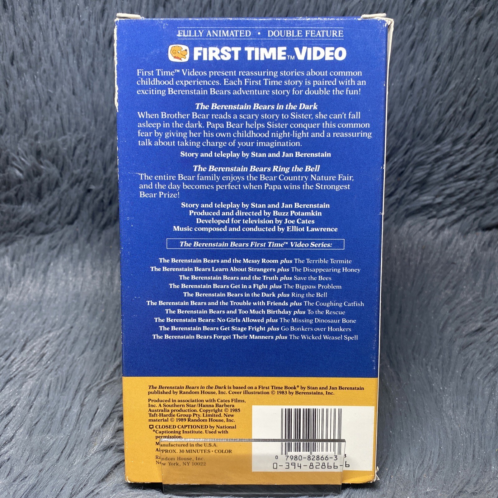 The Berenstain Bears VHS 1989 In The Dark Random House Video Classic ...