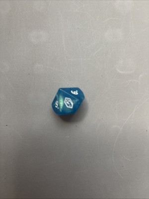 MTG FINAL FANTASY: Prerelease Blue Crystal D10 Die Magic the Gathering ...