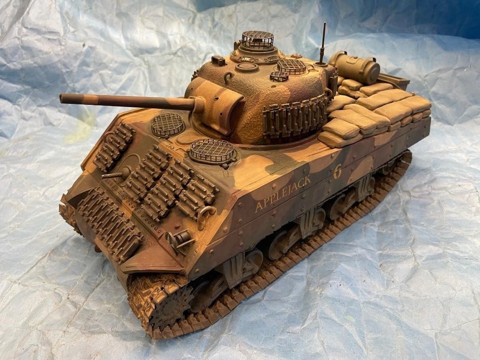 1/18 Scale Blackjack Iwo Jima Pacific Sherman Tank | eBay