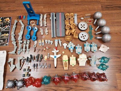Capsela Spacelink Lot + Minifigures | eBay