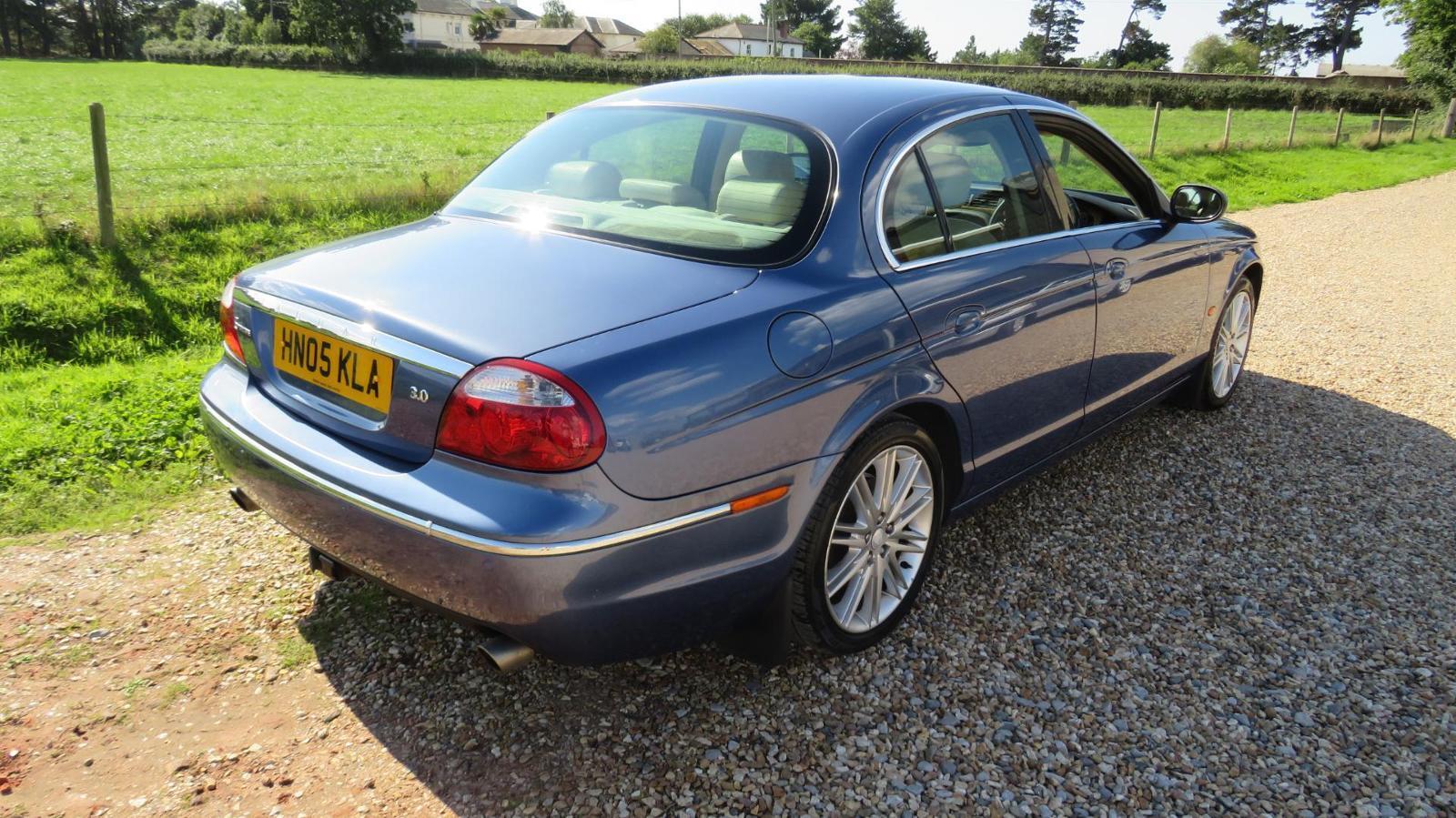 2005 Jaguar S-type 3.0 Problems