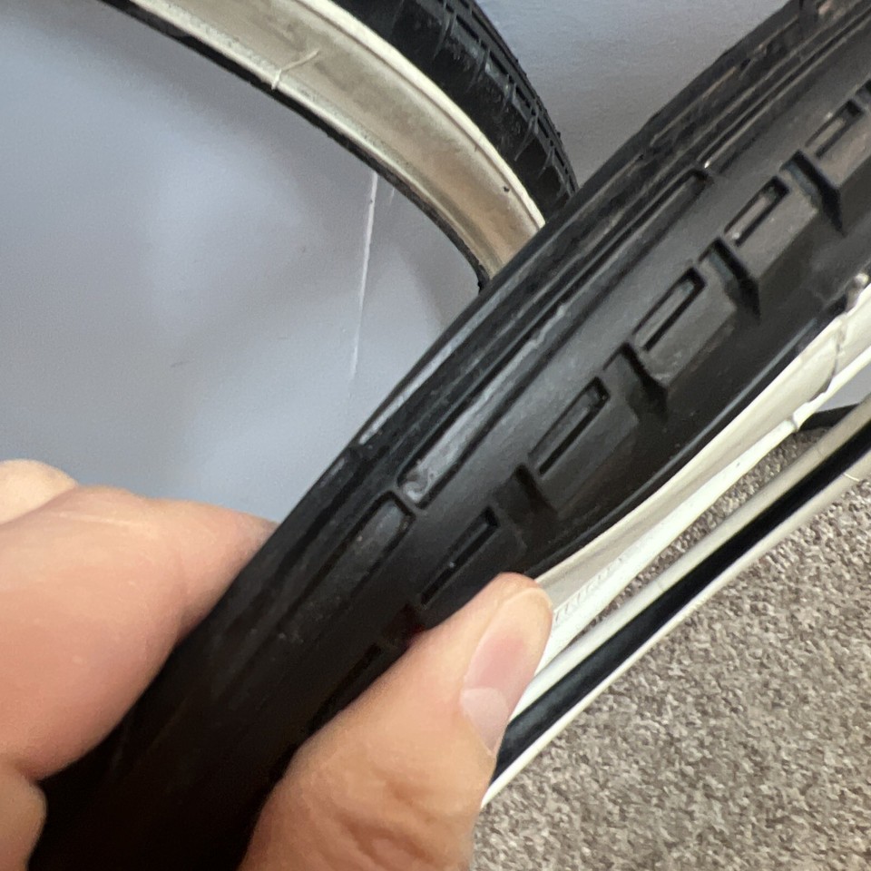 Bowden Spacelander Authentic Original Vintage Tires Set 26 x 1.75 White ...