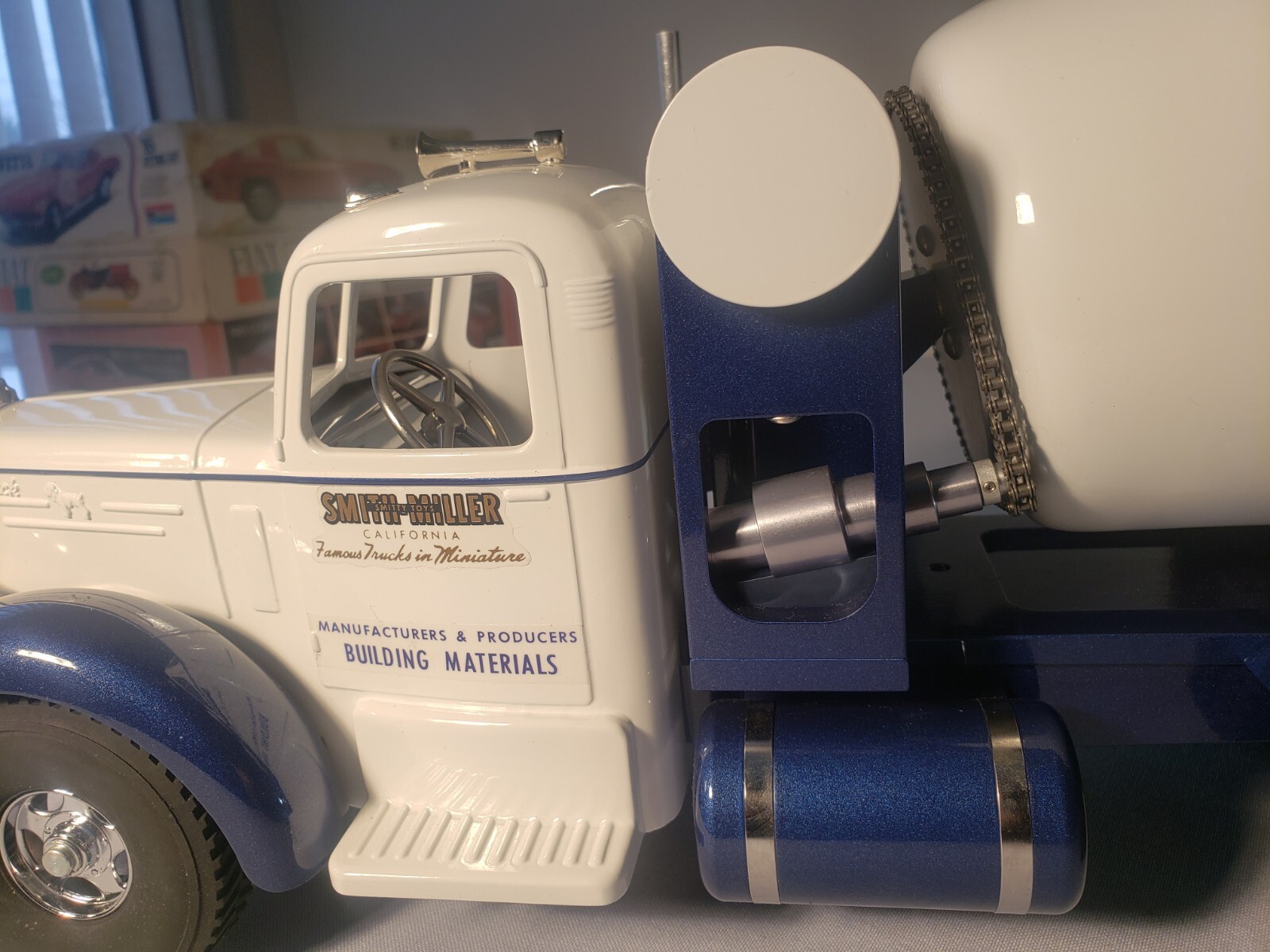 RARE Smith Miller FRED THOMPSON L MACK BLUE DIAMOND CEMENT MIXER 037/ ...