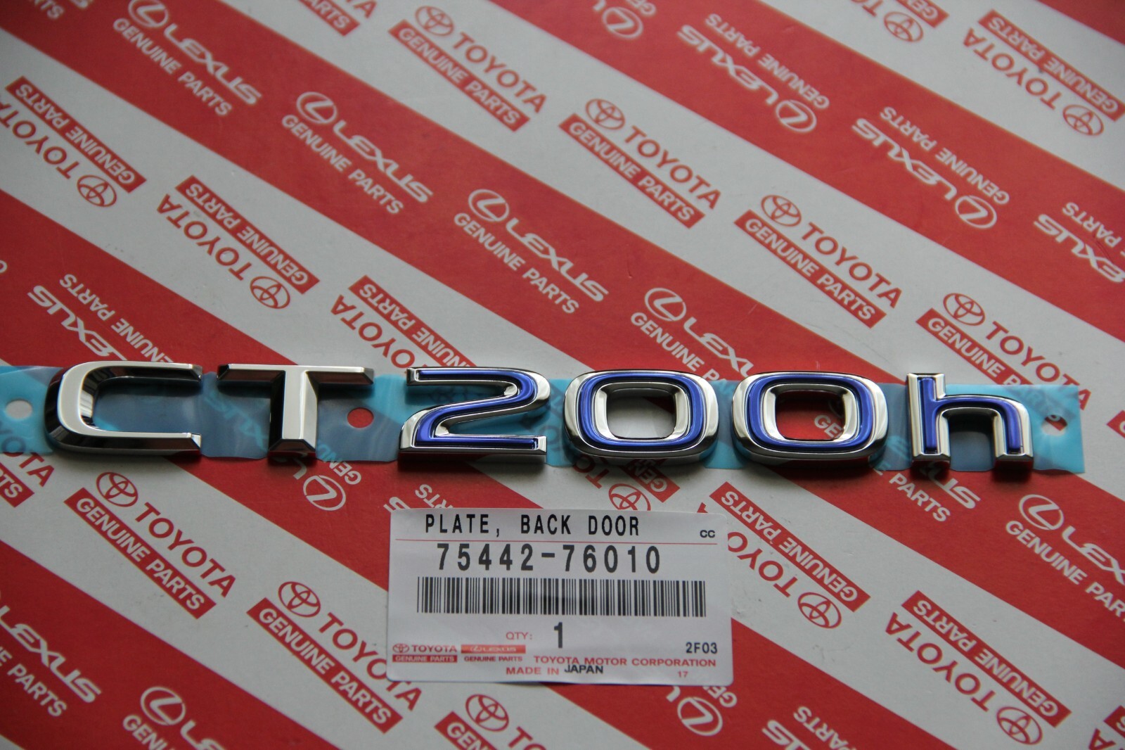 New OEM GenuiIne LEXUS 2011-17 CT200H REAR TRUNK EMBLEM NAMEPLATE 75442 ...