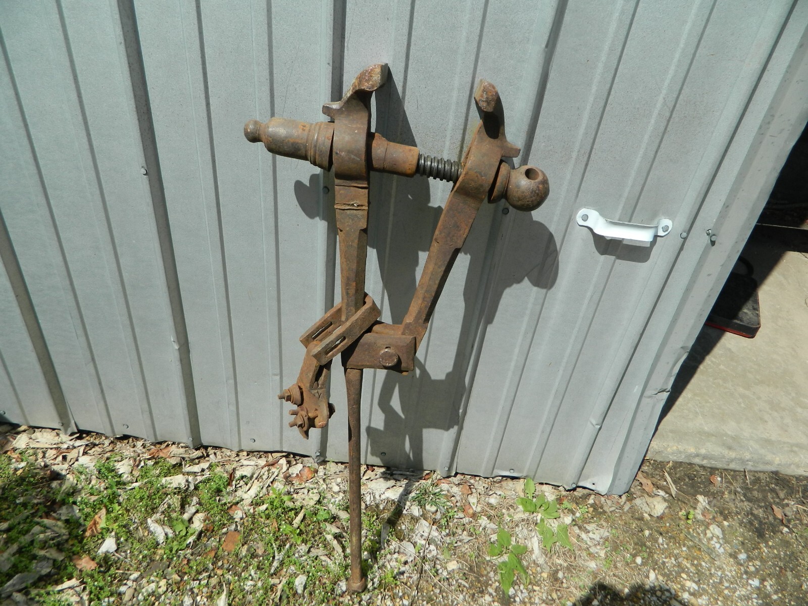 Antique Post Vise