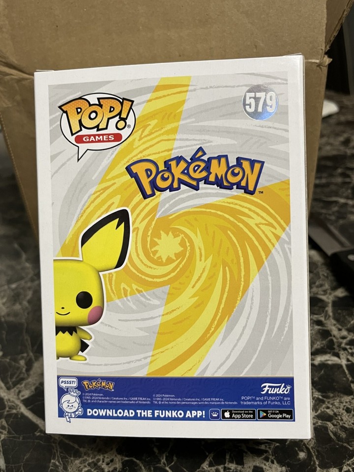 Funko POP! Pokemon PICHU #579 PEARLESCENT Pokemon Center EXCLUSIVE | eBay
