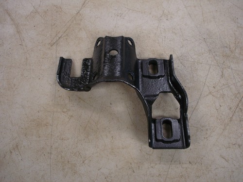 1967 1968 Chevelle GTO Cutlass GS SS Steering Column Mounting Bracket ...