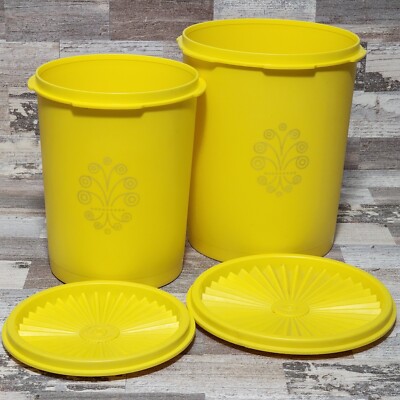 Tupperware Canister Set of 2 with Lids Yellow 809-13 & 811-14 Vintage ...