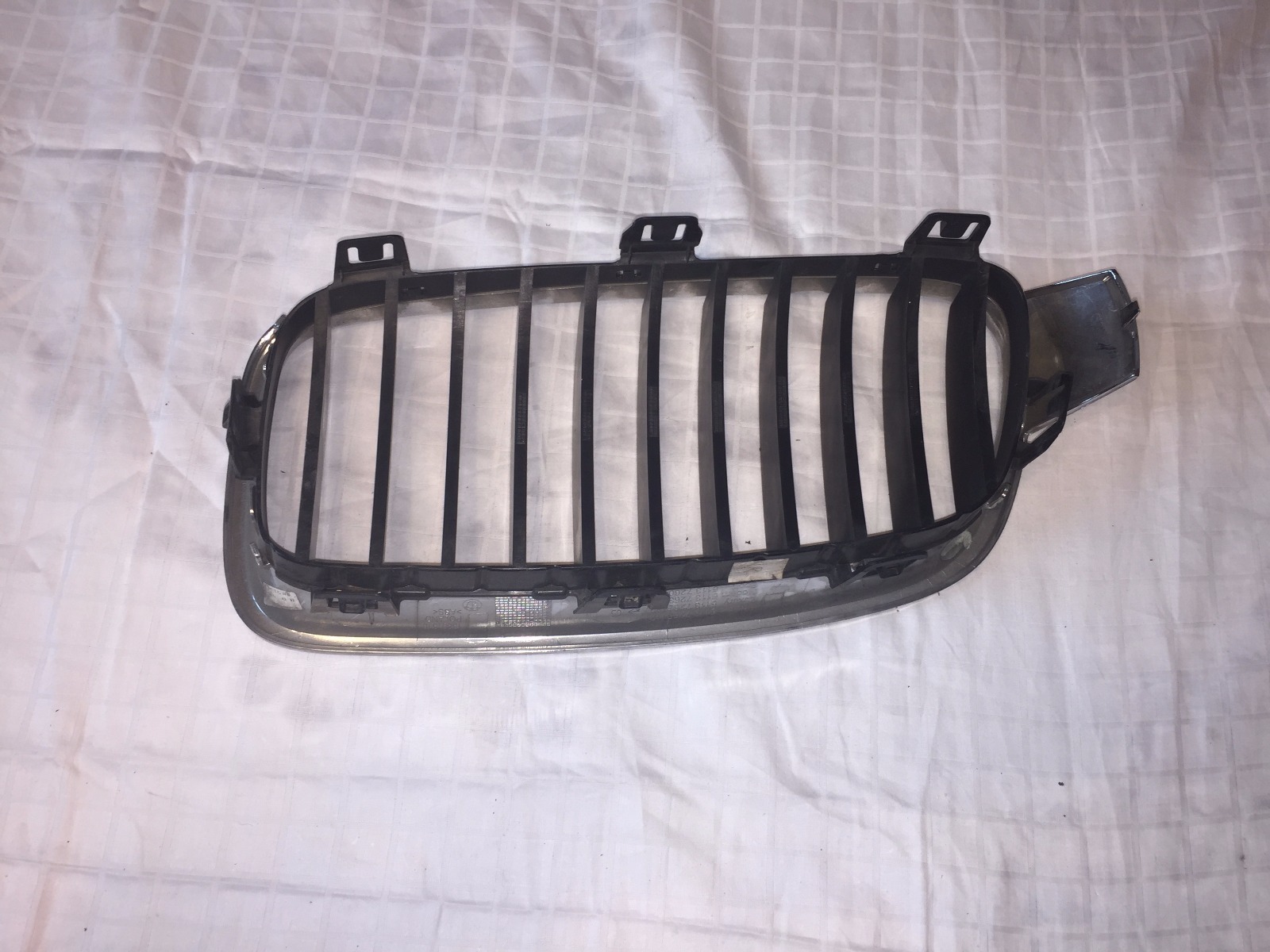 OEM BMW 3 Series Sedan 2012 2013 2014 FRONT BUMPER RH KIDNEY GRILLE ...