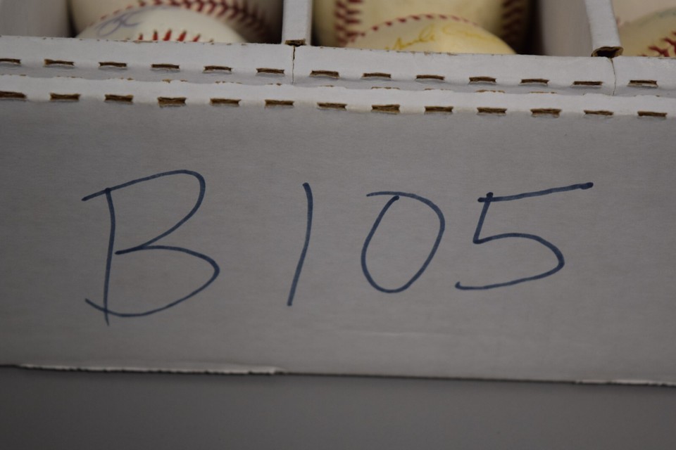 Lot Of (23) Signed Autographed Auto Baseballs Mixed MLB Players ...