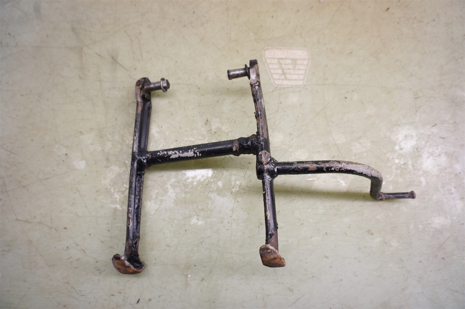 1969 Triumph T120R T 120 T120 R Bonneville 650 TR6 *2261 Center Stand ...