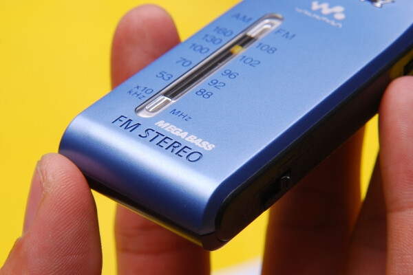 Brand New Sony SRF-S84/S FM/AM Super Compact Radio Walkman Analogue ...