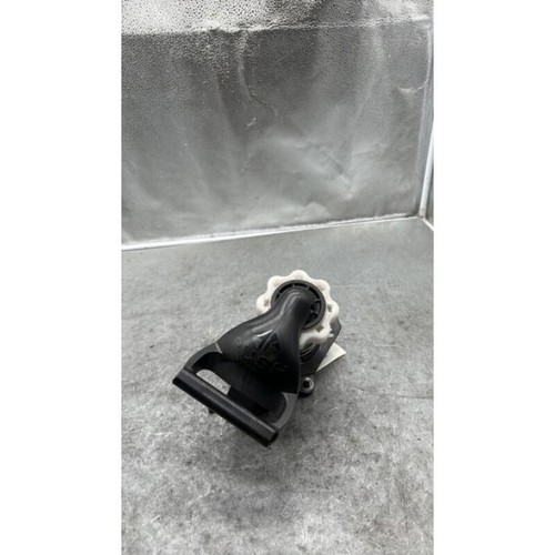 7701209284 support roue de secours - pour RENAULT CLIO 3 PHASE 1 ...