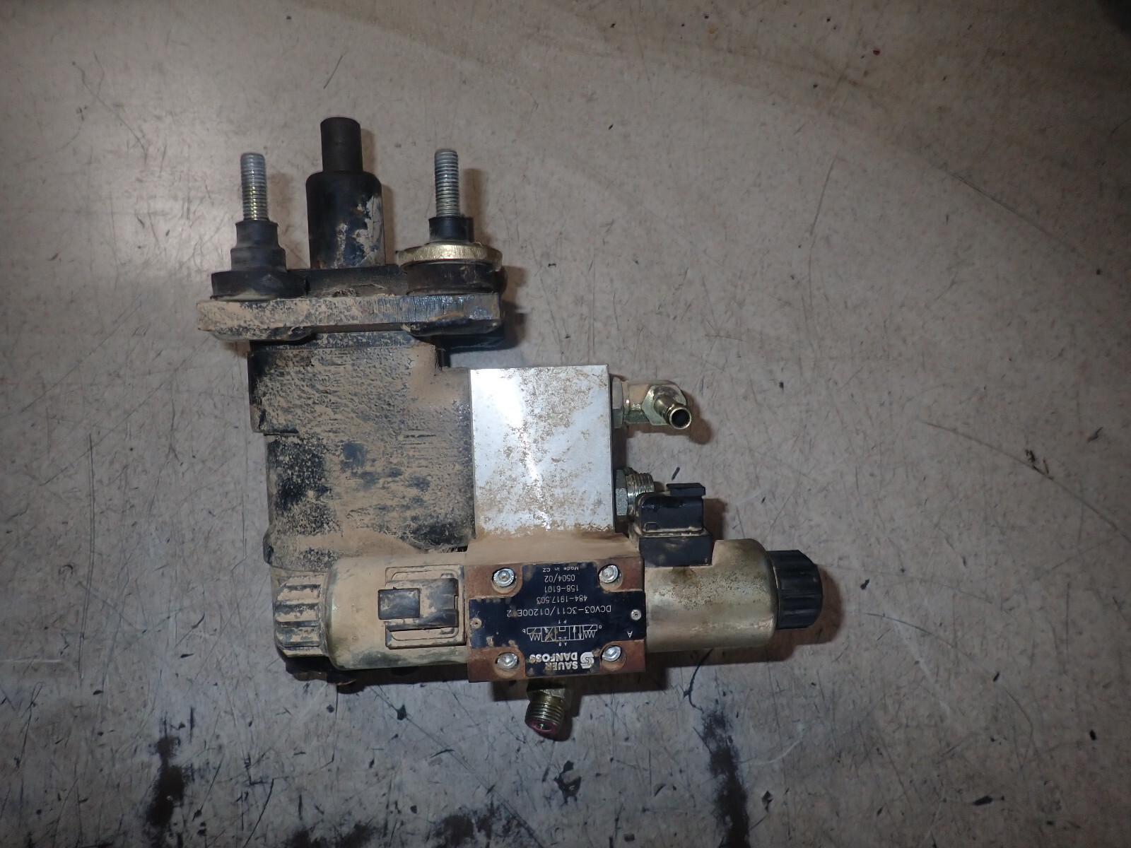 Caterpillar CAT TH360B Telehandler Steering Pump Assembly 233-6075 ...