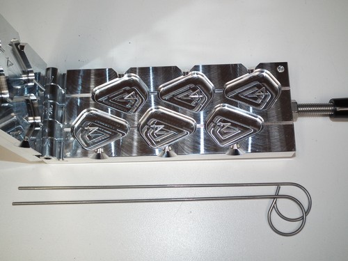 Saltwater No Roll Slip Sinker mold 4oz Production CNC Aluminum ...