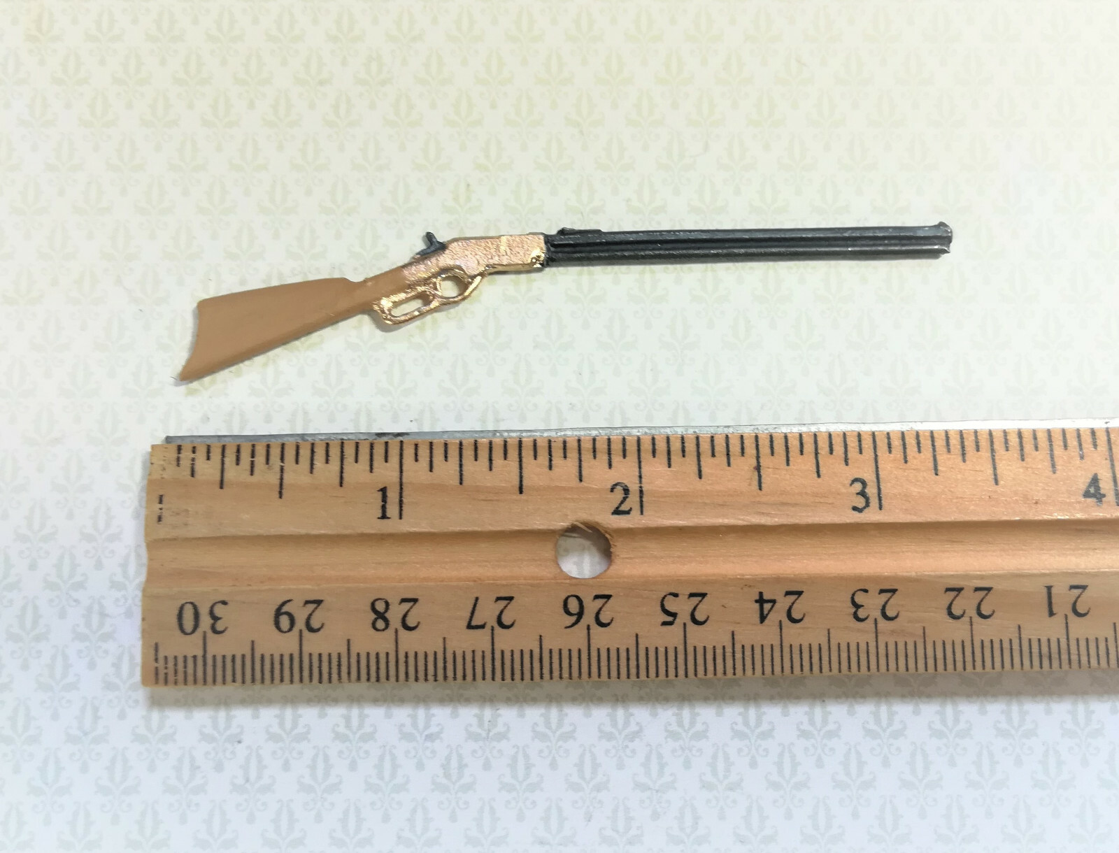 Dollhouse Miniature Winchester Repeating Long Rifle 1:12 Scale Metal 3. ...