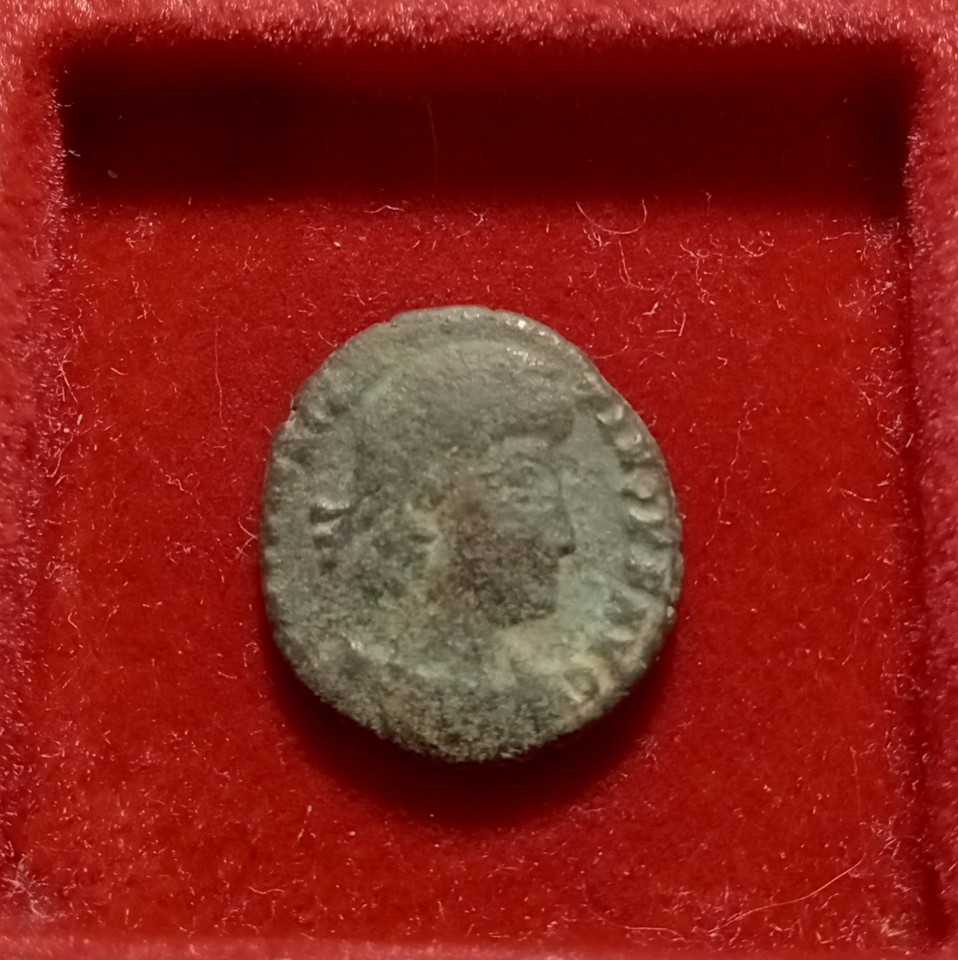 Constantius II. Centenionalis. 350-355 AD. spearing Fallen Horseman ...