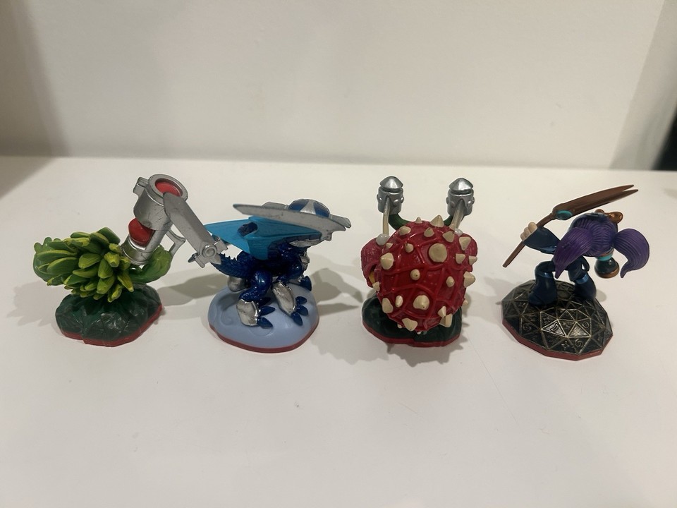 Activisions Skylanders Trap Team Figures & Traps Pack Used Good ...