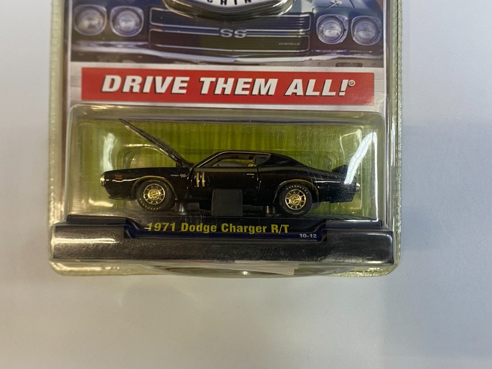 M2 MACHINES 1/64 DETROIT MUSCLE 1971 DODGE CHARGER R/T CHASE | eBay
