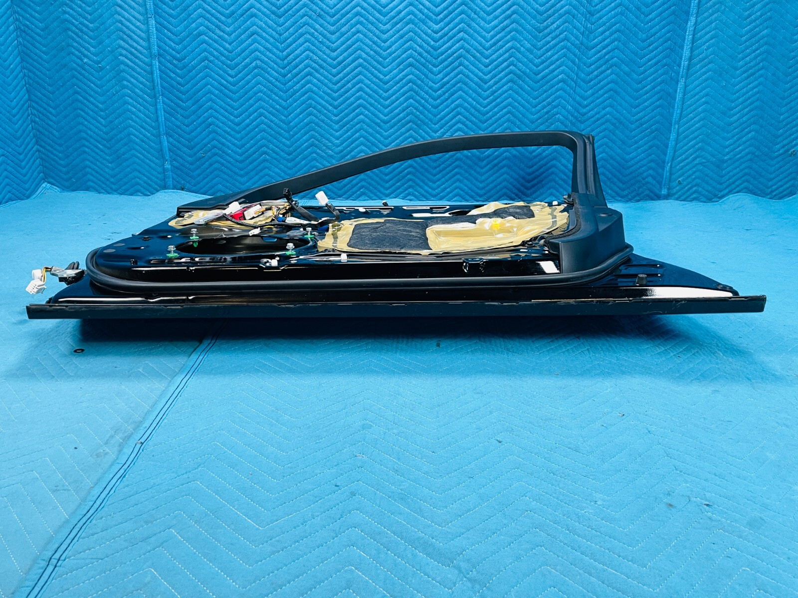 2010-2012 Lexus LS460 LS460L Front Passenger Door w/ Moldings Handle ...