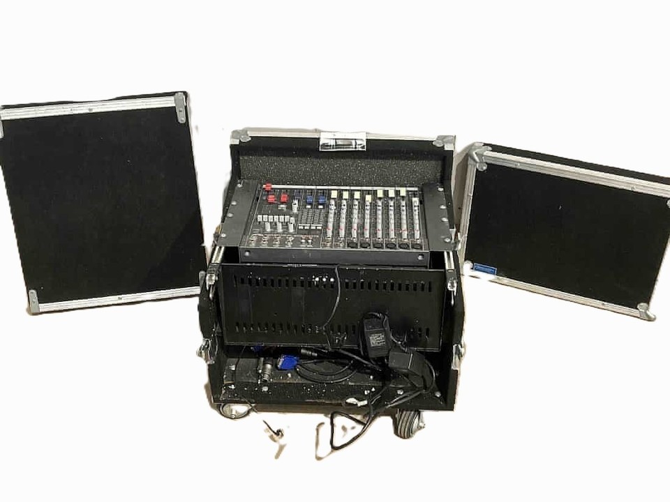 Dynacord Powermate 600 Compact Power ChannelMixer In Flight Case**No ...