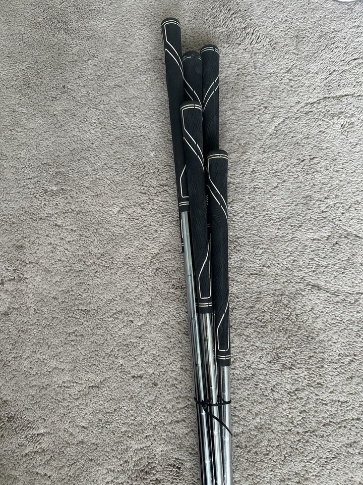 Wilson Tour RX High MOI Iron Set 6-9 PW + Hybrid 4 RH Steel Shaft Golf ...