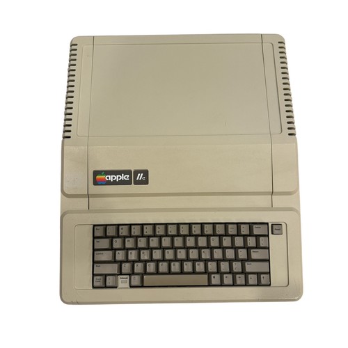 Apple IIe A2S2064 Vintage Personal Computer Apple 2e - Cleaned, Tested ...