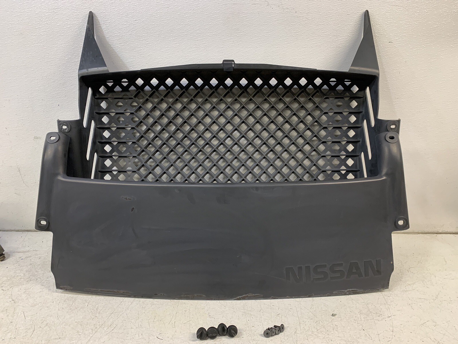 2002-2004 Nissan Xterra Roof Rack Basket & Air Dam Cover | Genuine OEM ...