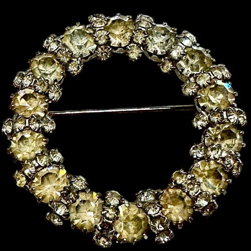 Vintage WEISS Silvertone Clear Rhinestones WREATH Shape Pin Brooch | eBay